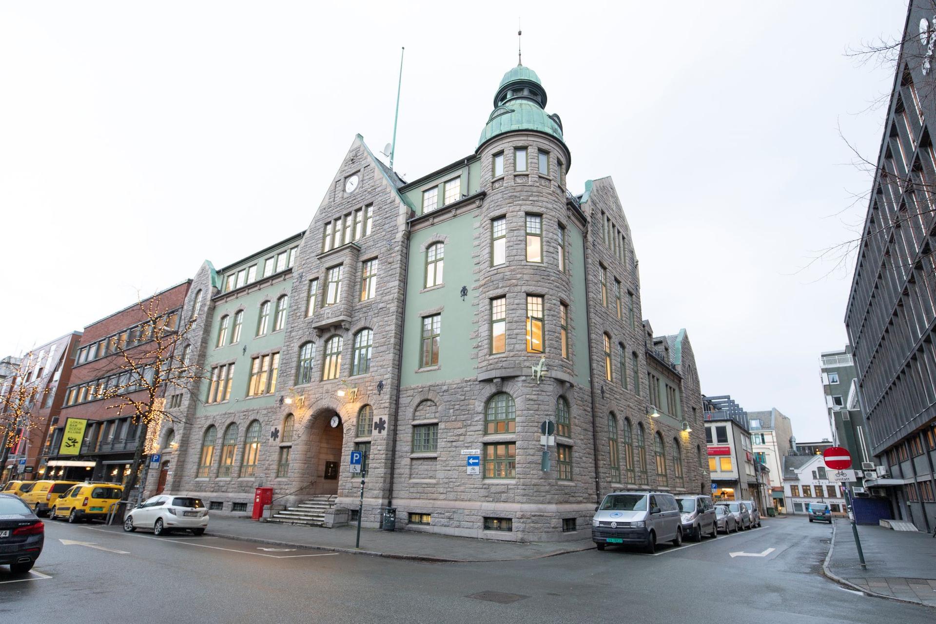 Posten Moderne - E C Dahls Eiendom